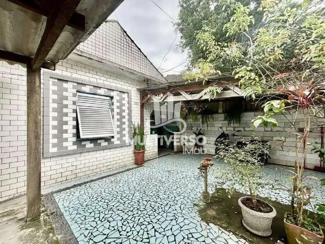 Casa / Sobrado para Venda em Santos/SP Estuário 3 Quartos