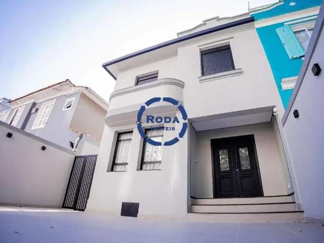 Casa / Sobrado para Venda em Santos/SP Gonzaga 3 Quartos