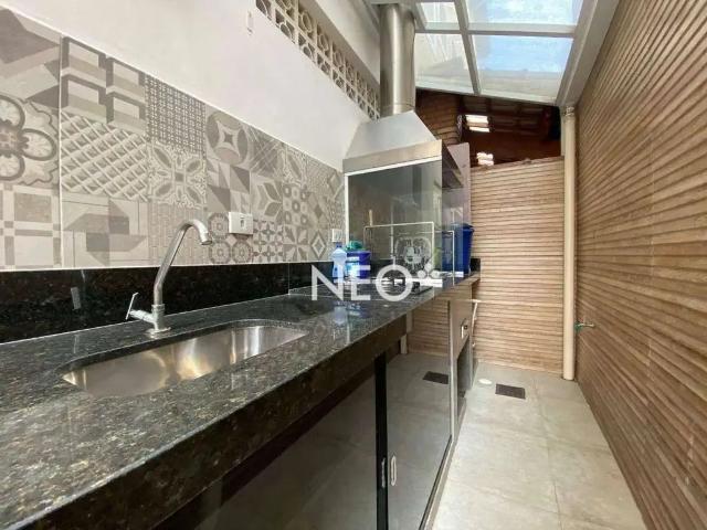 Casa / Sobrado para Venda em Santos/SP Gonzaga 3 Quartos