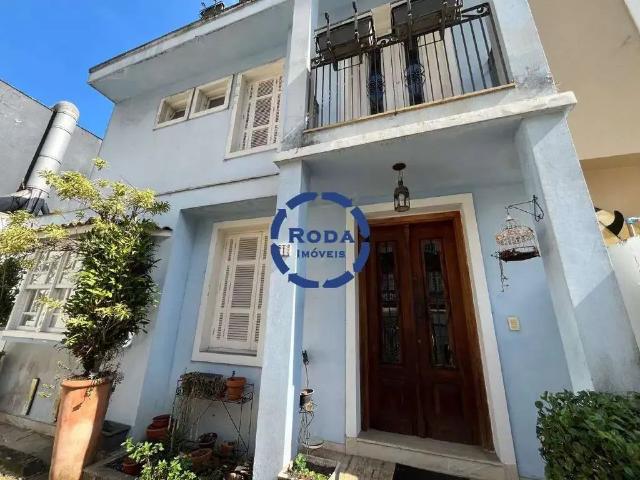 Casa / Sobrado para Venda em Santos/SP Gonzaga 3 Quartos