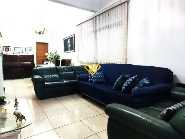 Casa / Sobrado para Venda em Santos/SP Gonzaga 4 Quartos