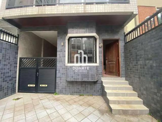 Casa / Sobrado para Venda em Santos/SP Gonzaga 4 Quartos
