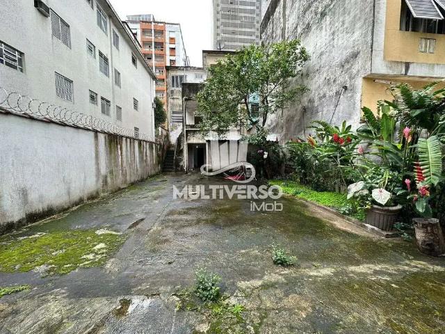 Casa / Sobrado para Venda em Santos/SP Gonzaga 4 Quartos