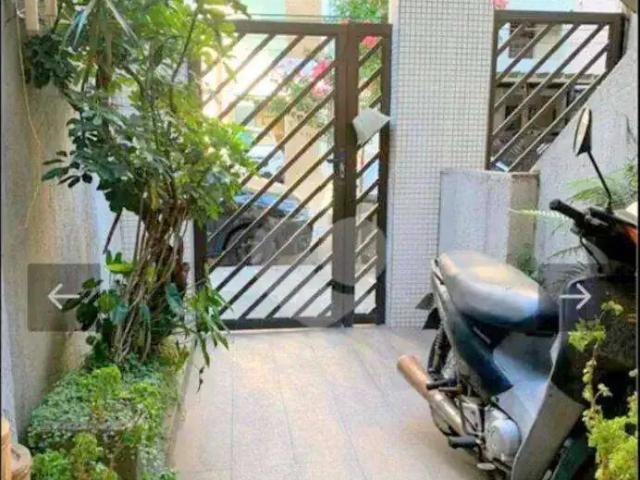 Casa / Sobrado para Venda em Santos/SP Gonzaga 4 Quartos