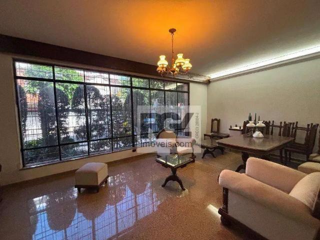 Casa / Sobrado para Venda em Santos/SP Gonzaga 6 Quartos