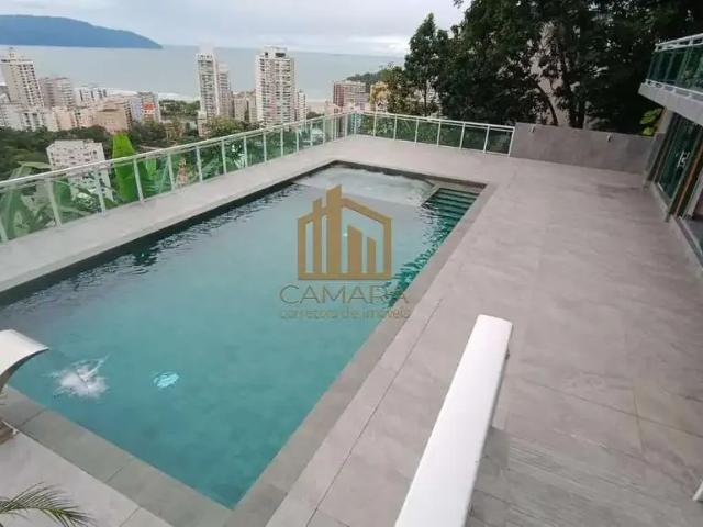 Casa / Sobrado para Venda em Santos/SP José Menino 6 Quartos