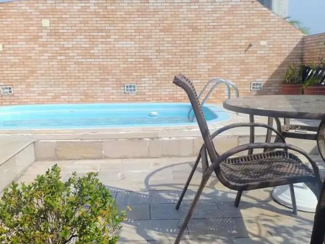 Casa / Sobrado para Venda em Santos/SP José Menino 3 Quartos
