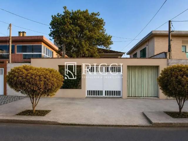 Casa / Sobrado para Venda em Santos/SP Macuco 4 Quartos