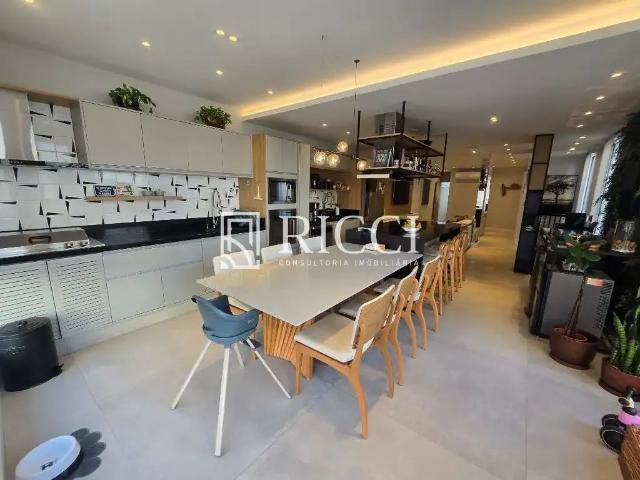 Casa / Sobrado para Venda em Santos/SP Marapé 3 Quartos