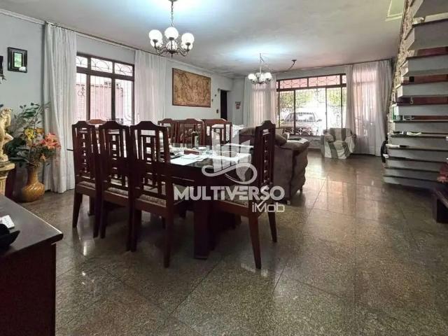 Casa / Sobrado para Venda em Santos/SP Marapé 4 Quartos