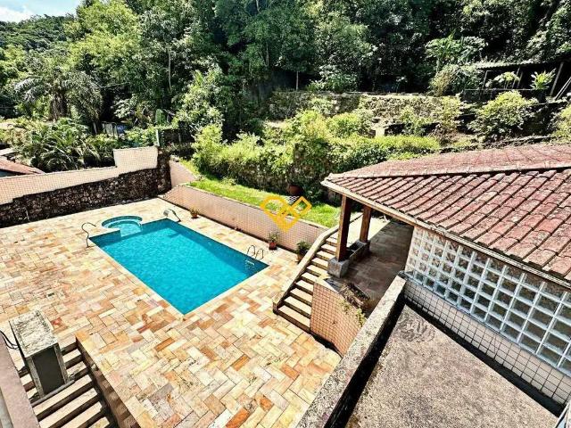 Casa / Sobrado para Venda em Santos/SP Morro Nova Cintra 4 Quartos