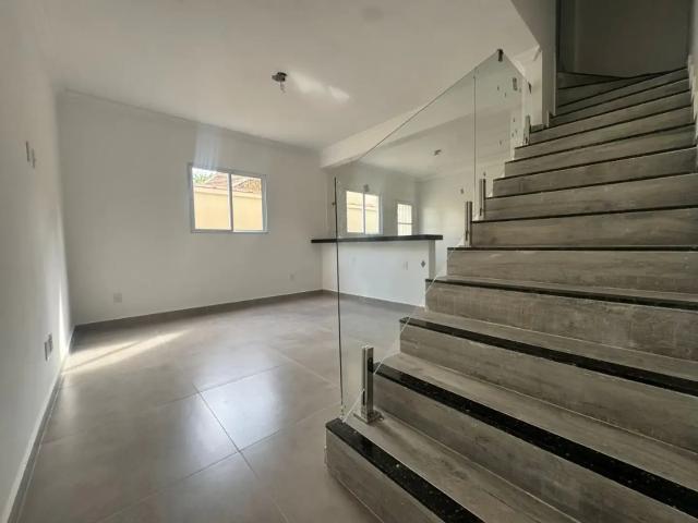 Casa / Sobrado para Venda em Santos/SP Morro Nova Cintra 2 Quartos