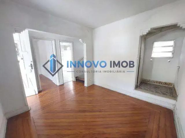 Casa / Sobrado para Venda em Santos/SP Pompéia 3 Quartos