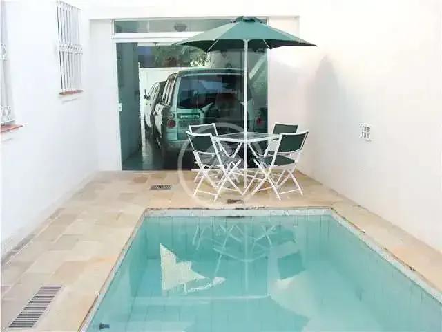 Casa / Sobrado para Venda em Santos/SP Ponta da Praia 4 Quartos