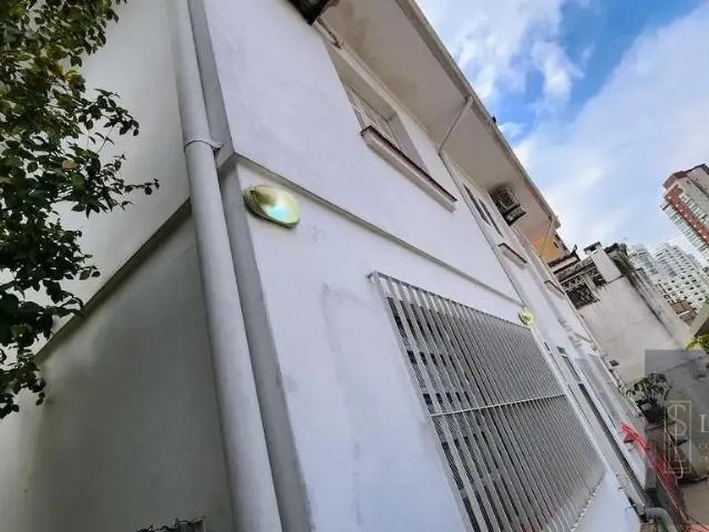 Casa / Sobrado para Venda em Santos/SP Ponta da Praia 4 Quartos