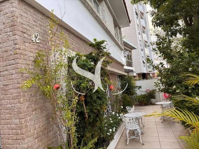 Casa / Sobrado para Venda em Santos/SP Ponta da Praia 4 Quartos