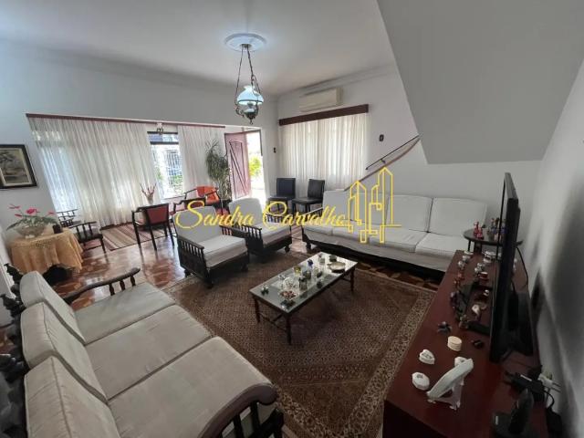 Casa / Sobrado para Venda em Santos/SP Ponta da Praia 4 Quartos