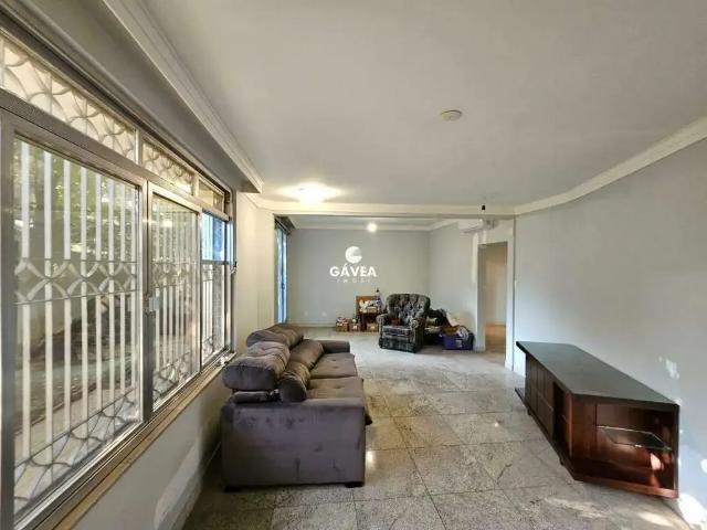 Casa / Sobrado para Venda em Santos/SP Ponta da Praia 4 Quartos
