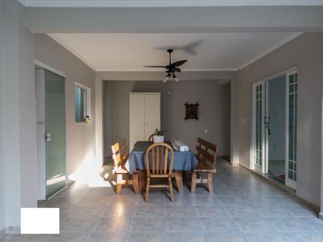 Casa / Sobrado para Venda em Santos/SP Ponta da Praia 5 Quartos