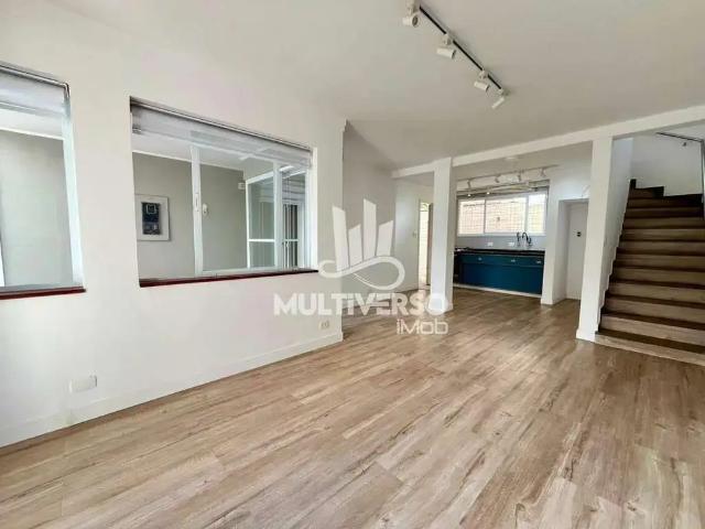 Casa / Sobrado para Venda em Santos/SP Ponta da Praia 2 Quartos