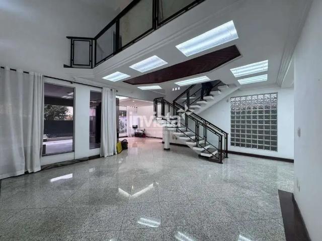 Casa / Sobrado para Venda em Santos/SP Ponta da Praia 3 Quartos