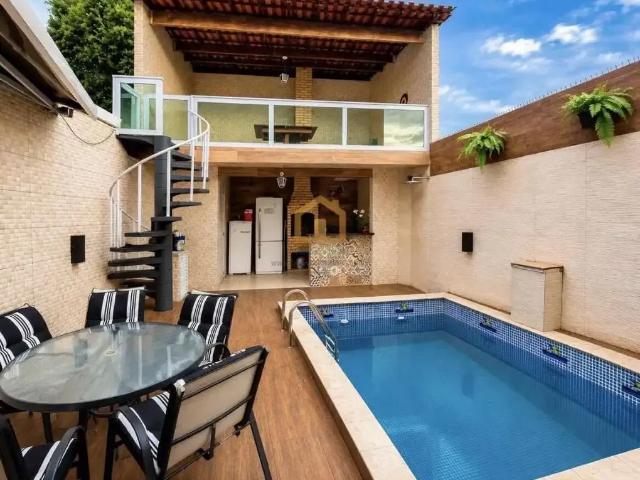 Casa / Sobrado para Venda em Santos/SP Ponta da Praia 3 Quartos