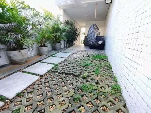 Casa / Sobrado para Venda em Santos/SP Ponta da Praia 3 Quartos