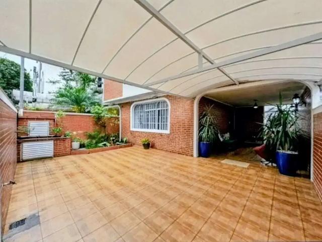 Casa / Sobrado para Venda em Santos/SP Ponta da Praia 3 Quartos