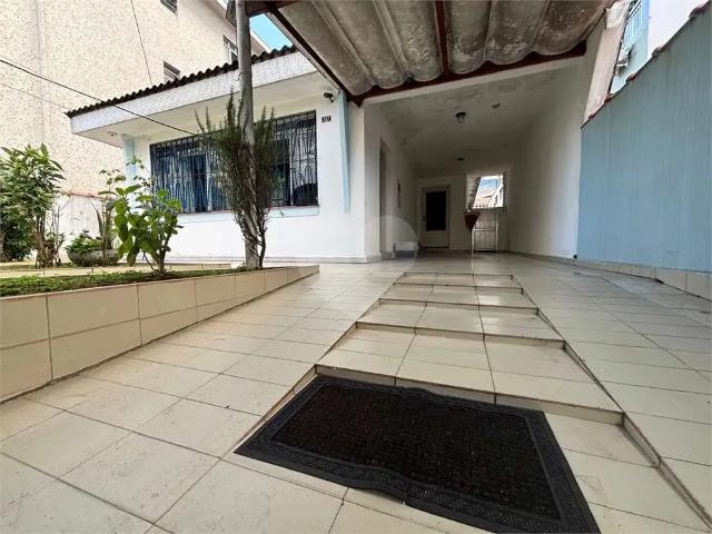 Casa / Sobrado para Venda em Santos/SP Ponta da Praia 3 Quartos