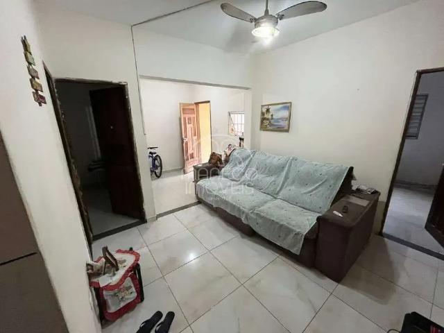 Casa / Sobrado para Venda em Santos/SP Rádio Clube 4 Quartos