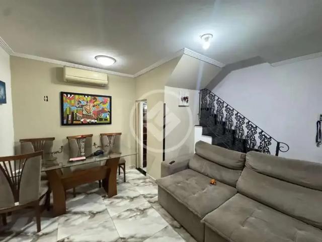 Casa / Sobrado para Venda em Santos/SP Santa Maria 2 Quartos
