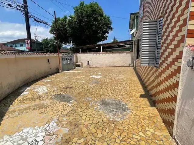 Casa / Sobrado para Venda em Santos/SP Santa Maria 2 Quartos