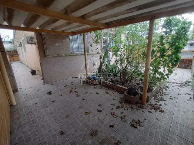 Casa / Sobrado para Venda em Santos/SP Santa Maria 3 Quartos