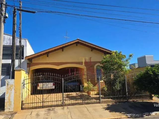 Casa / Sobrado para Venda em Saltinho/SP Centro 3 Quartos