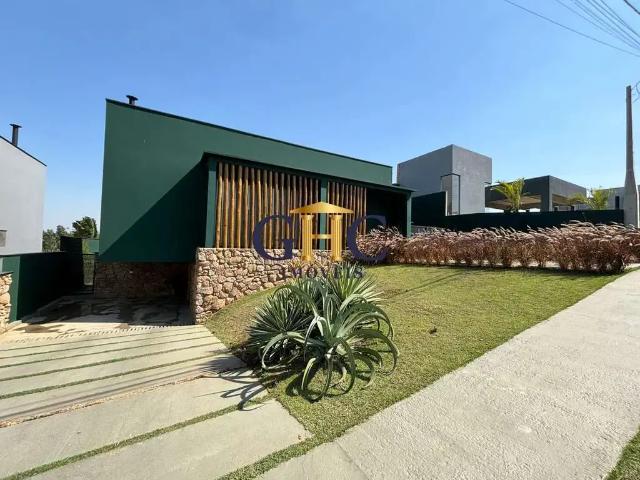Casa / Sobrado para Venda em Salto de Pirapora/SP Condomínio Fazenda Alta Vista 3 Quartos