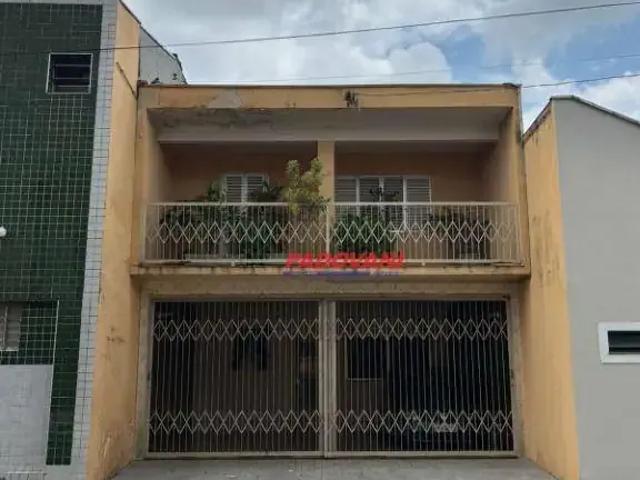 Casa / Sobrado para Venda em Salto/SP Centro 4 Quartos