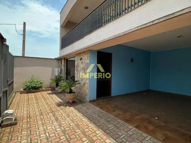 Casa / Sobrado para Venda em Salto/SP Centro 5 Quartos