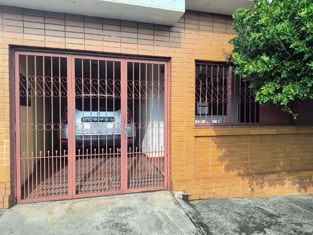 Casa / Sobrado para Venda em Salto/SP Centro 2 Quartos