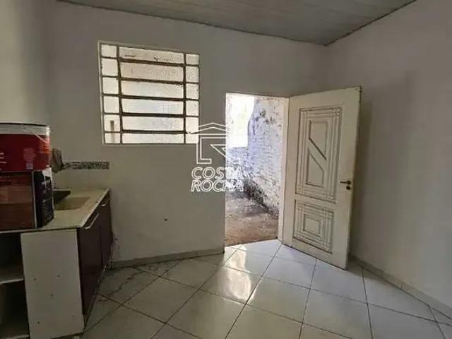 Casa / Sobrado para Venda em Salto/SP Centro 2 Quartos