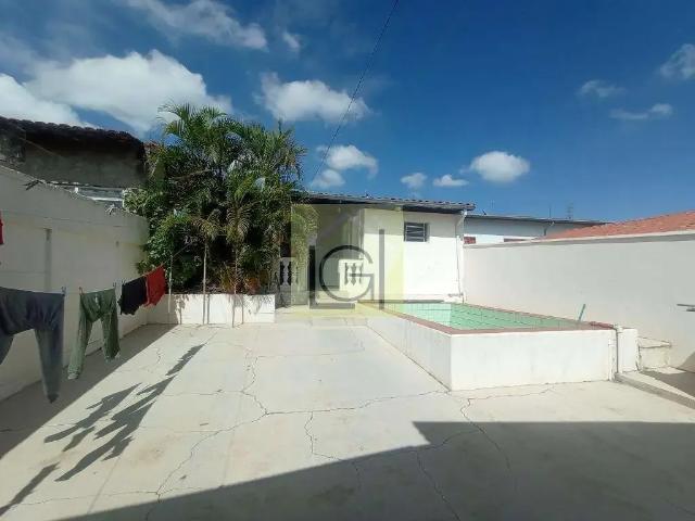 Casa / Sobrado para Venda em Salto/SP Centro 2 Quartos