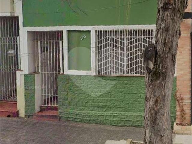 Casa / Sobrado para Venda em Salto/SP Centro 2 Quartos