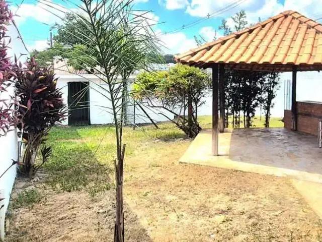 Casa / Sobrado para Venda em Salto/SP Centro 2 Quartos