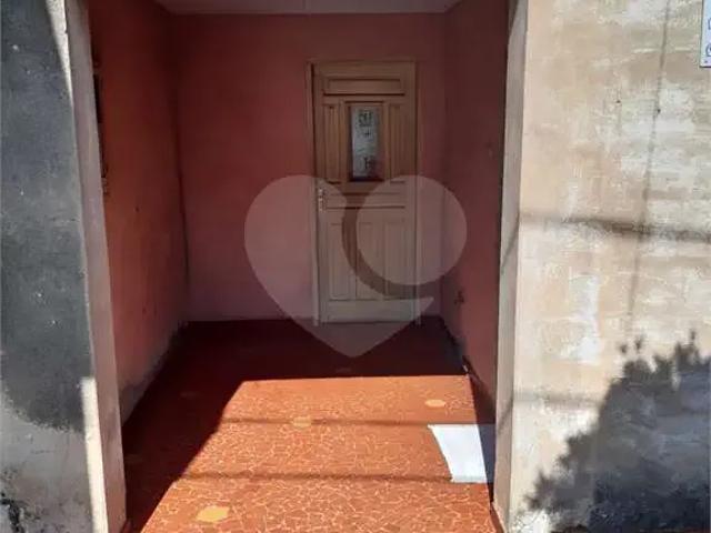 Casa / Sobrado para Venda em Salto/SP Centro 2 Quartos