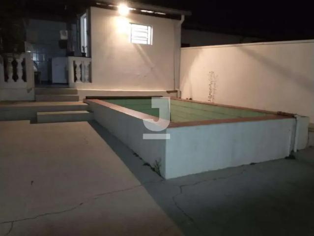 Casa / Sobrado para Venda em Salto/SP Centro 2 Quartos