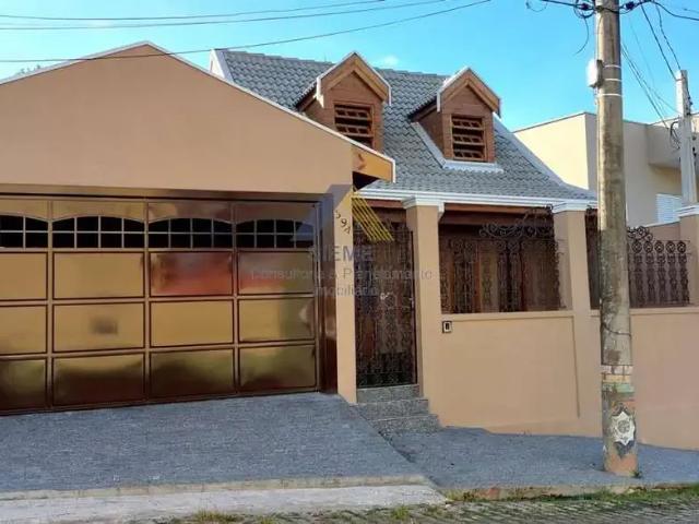 Casa / Sobrado para Venda em Salto/SP Centro 3 Quartos