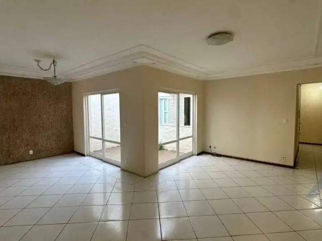 Casa / Sobrado para Venda em Salto/SP Centro 3 Quartos