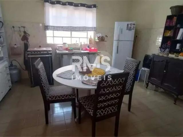 Casa / Sobrado para Venda em Salto/SP Centro 3 Quartos