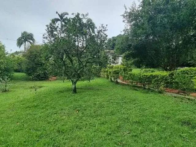 Casa / Sobrado para Venda em Salto/SP Condomínio Fechado Piccolo Paese 4 Quartos