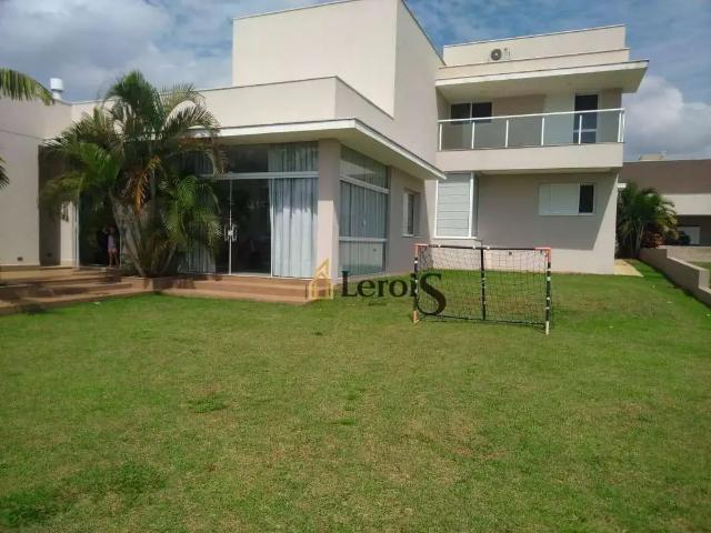 Casa / Sobrado para Venda em Salto/SP Condomínio Palmeiras Imperiais 4 Quartos