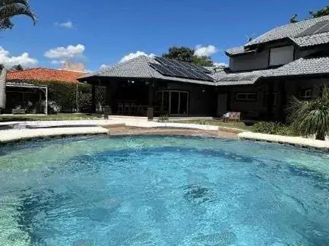 Casa / Sobrado para Venda em Salto/SP Haras Paineiras 5 Quartos